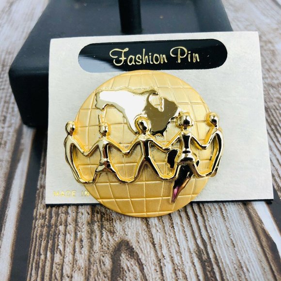 Unbranded | Jewelry | World Globe Unity Pin Brooch People Holding Hands ...
